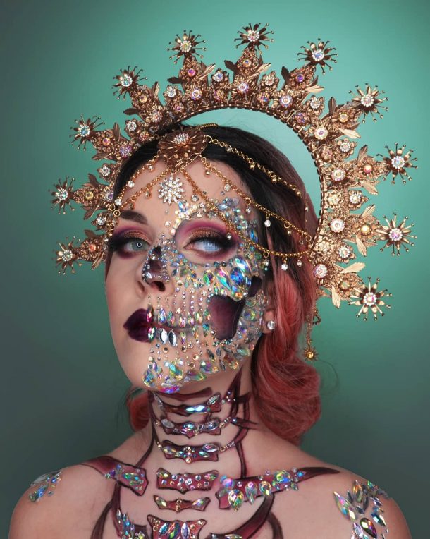 25 Deathly Stunning Day Of The Dead Makeup Ideas
