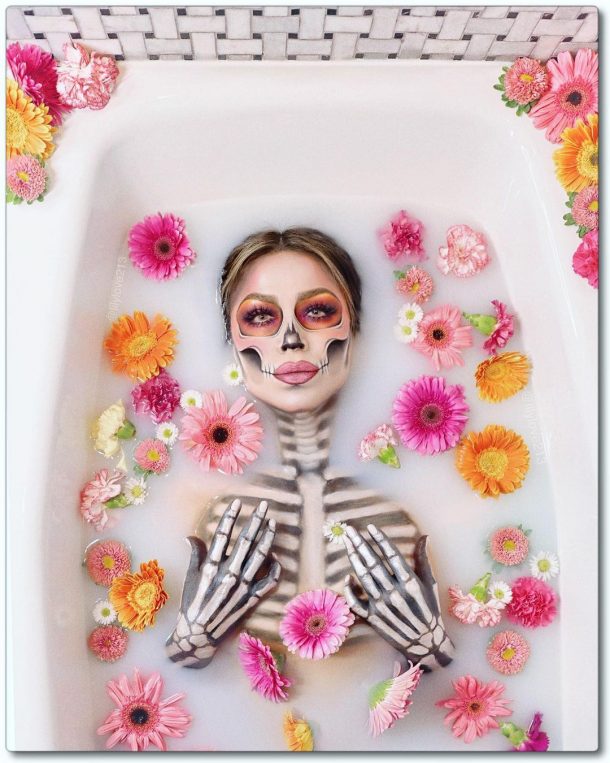25 Deathly Stunning Day Of The Dead Makeup Ideas