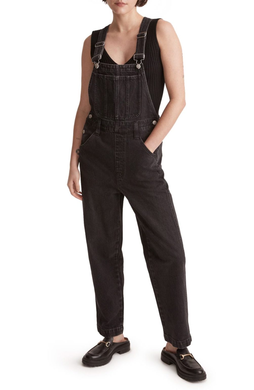 18 Chic Ways To Style Overalls Like An Influencer