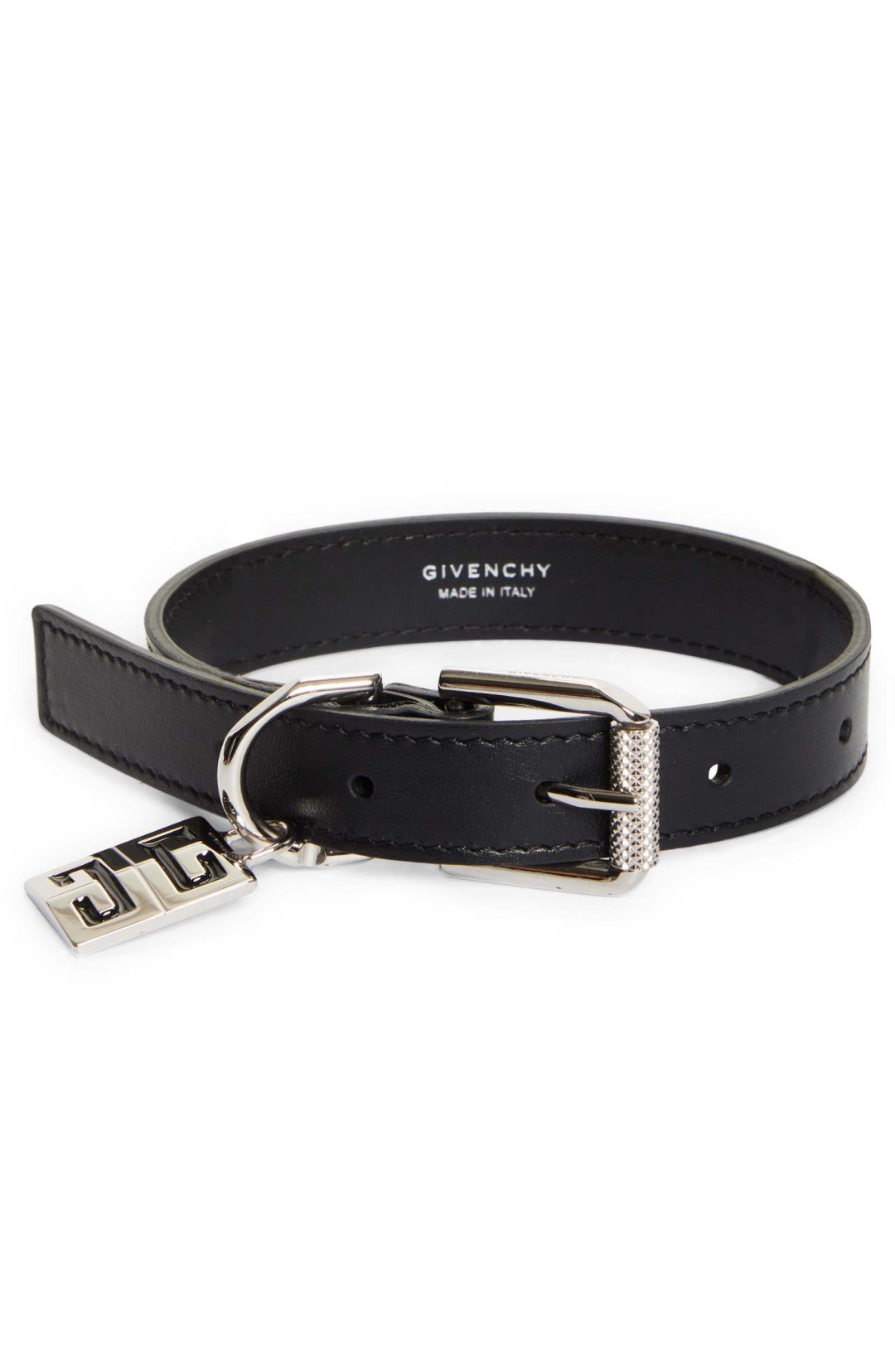 15 Best Designer Dog Collars To Glam Up Your Pet
