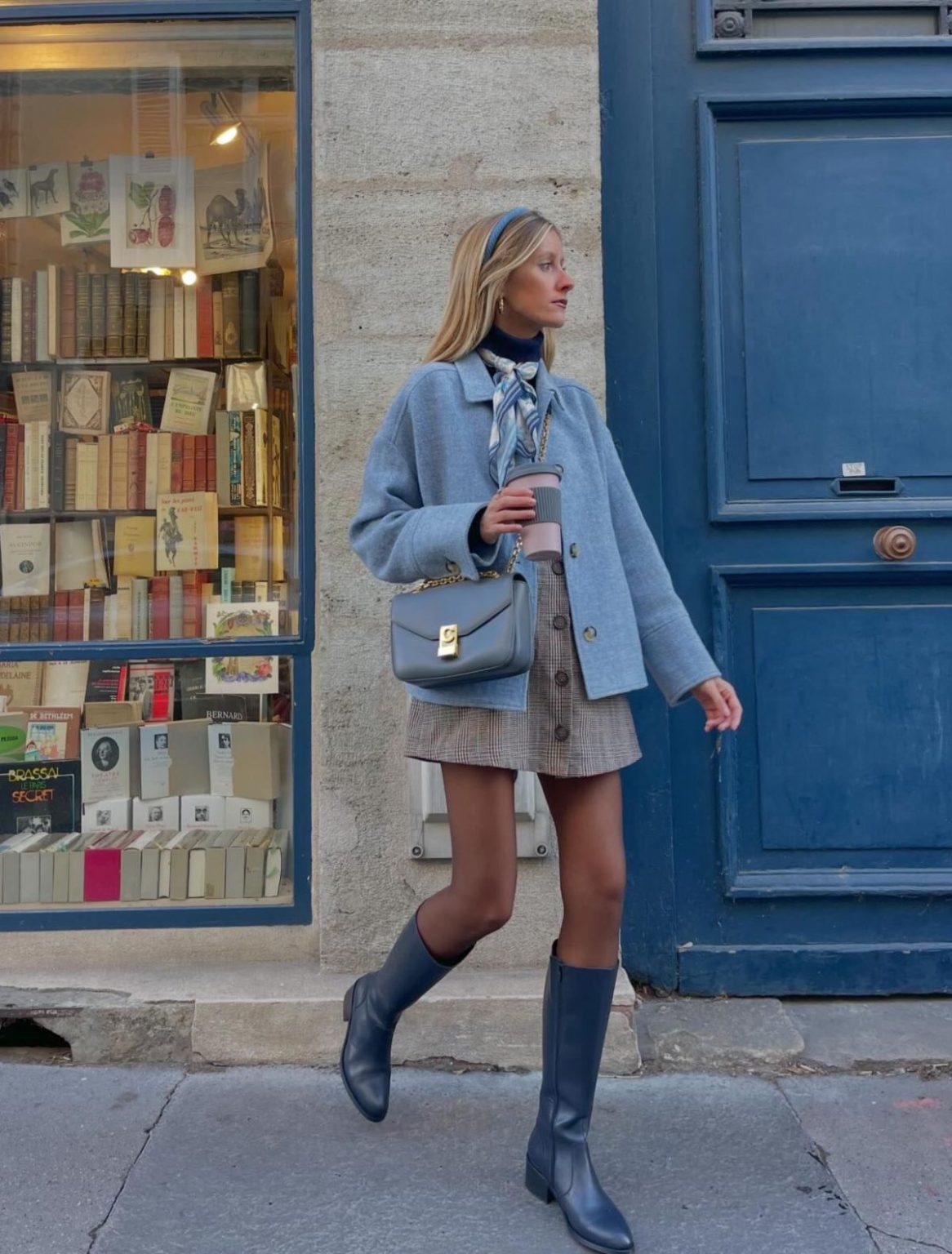 28 Chic White Graduation Dresses To Get Your Diploma In Style