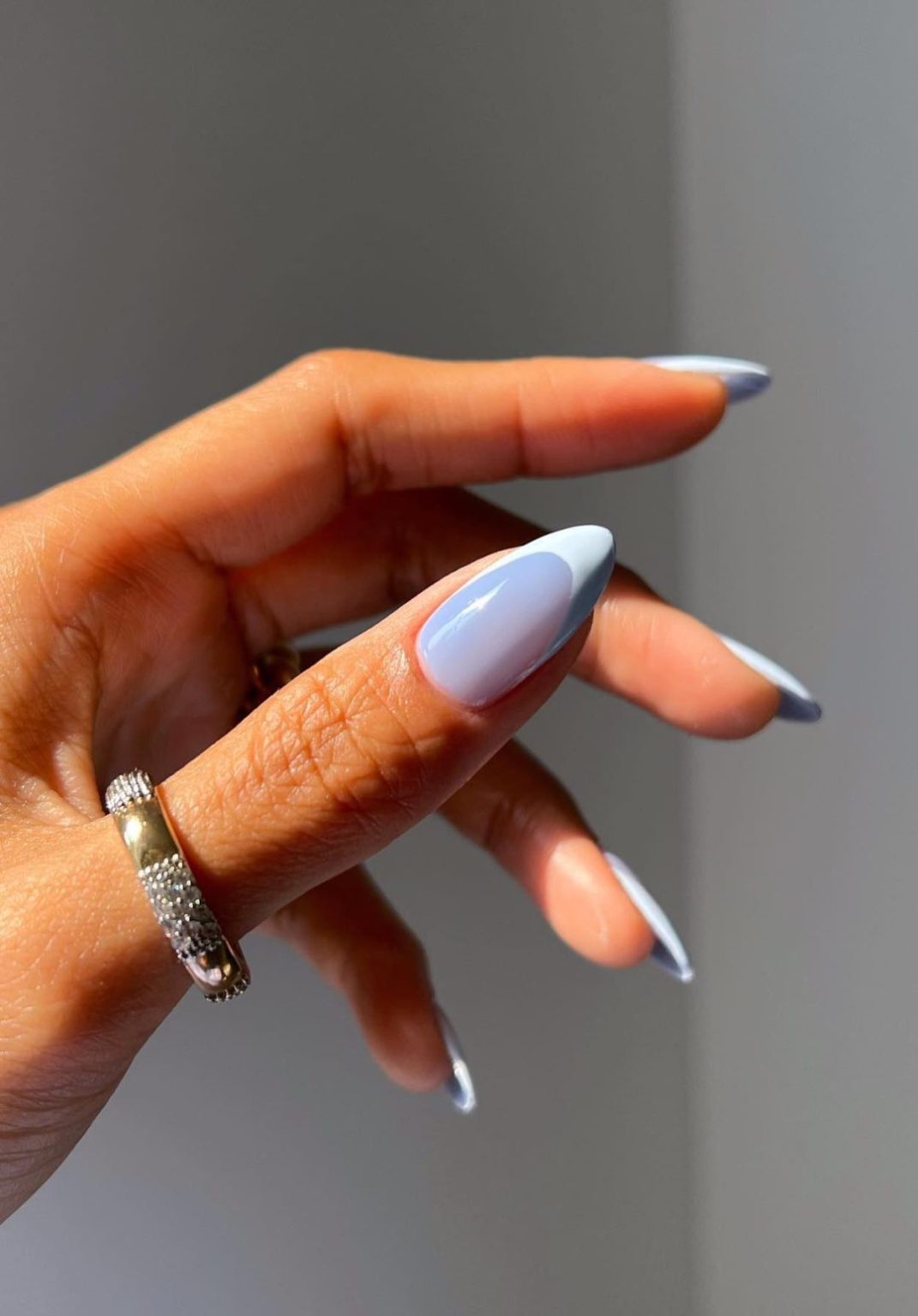 25 Light Blue Nails That Are Too Pretty Not To Try