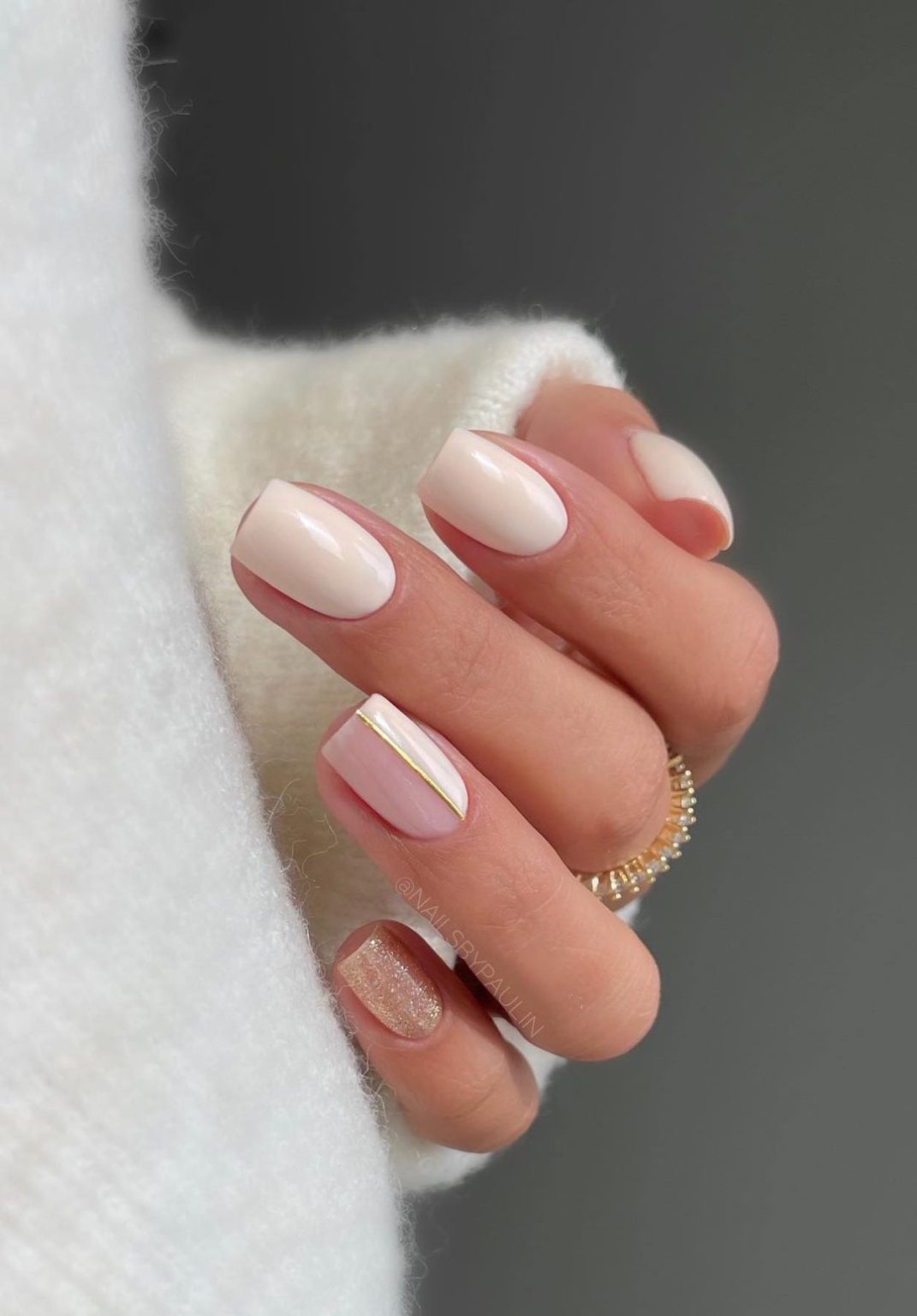 30 Chic Neutral Nails That Go With Any Outfit